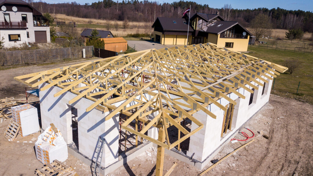 Construction costs of a sustainable private house using timber trusses ...