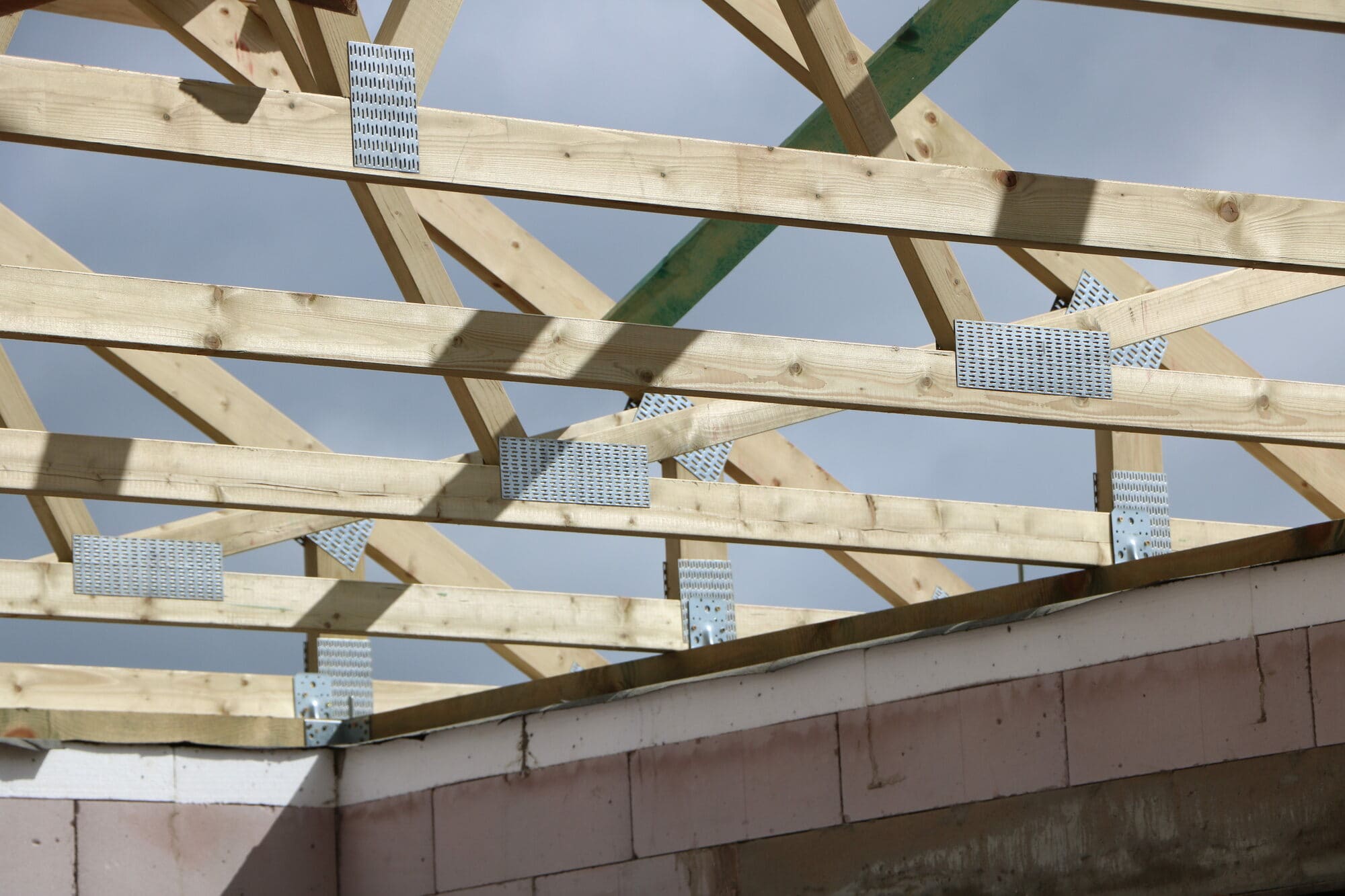 Timber trusses for small private house with 185 square meter area ...